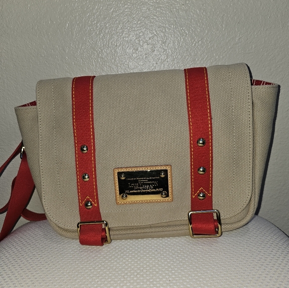 Louis Vuitton | Bags | Authentic Louis Vuitton Kaki Crossbody ...